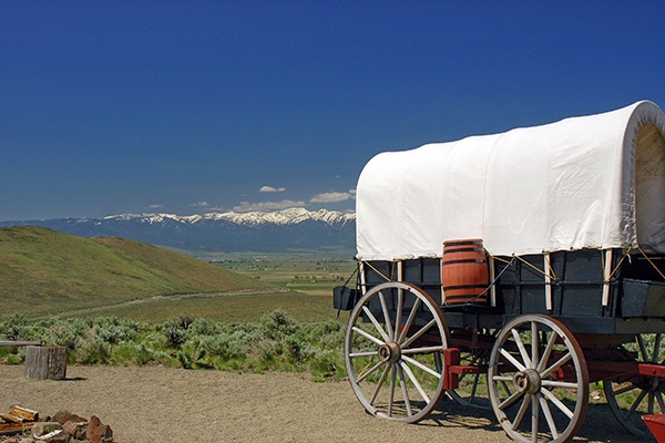 History of the Oregon Trail - YMT Vacations