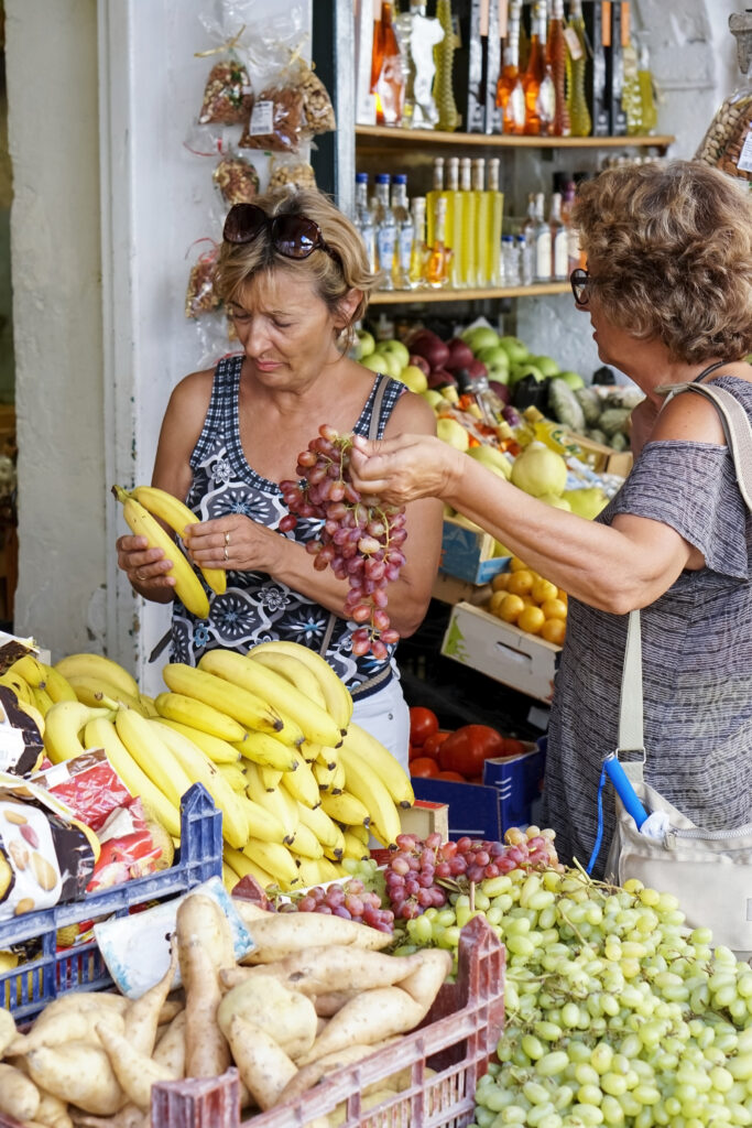 Greek Customs: 10 Dos and Don’ts for Visiting Greece - YMT Vacations